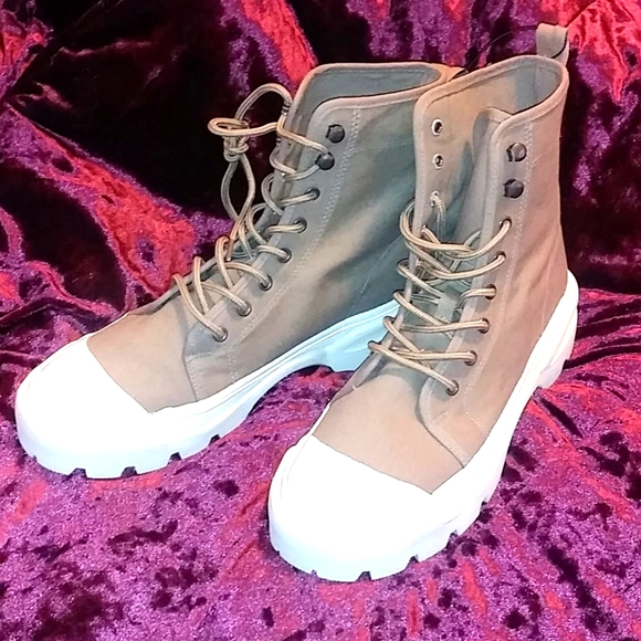 H&M | Shoes | Nwt Hm Platform High Top Boots | Poshmark
